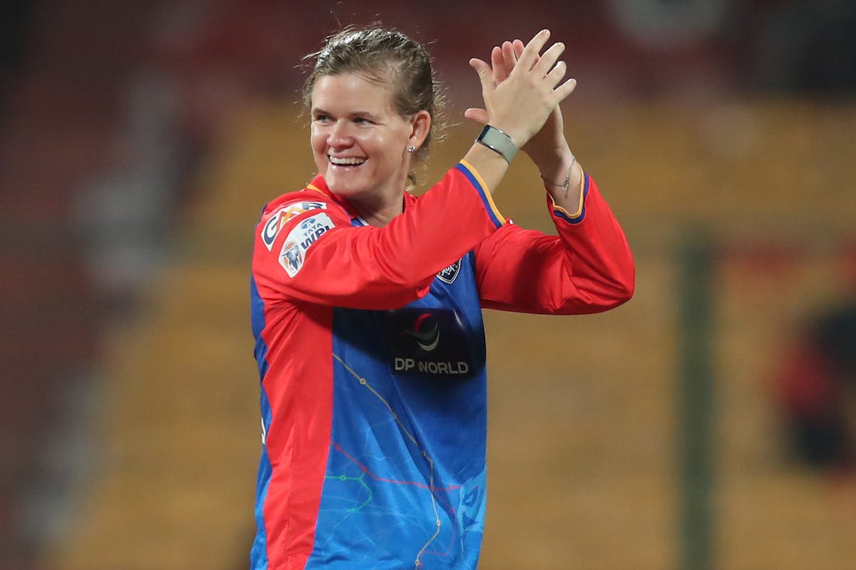 WPL 2025: Jess Jonassen and Minnu Mani Shine as Delhi Capitals Restrict ...