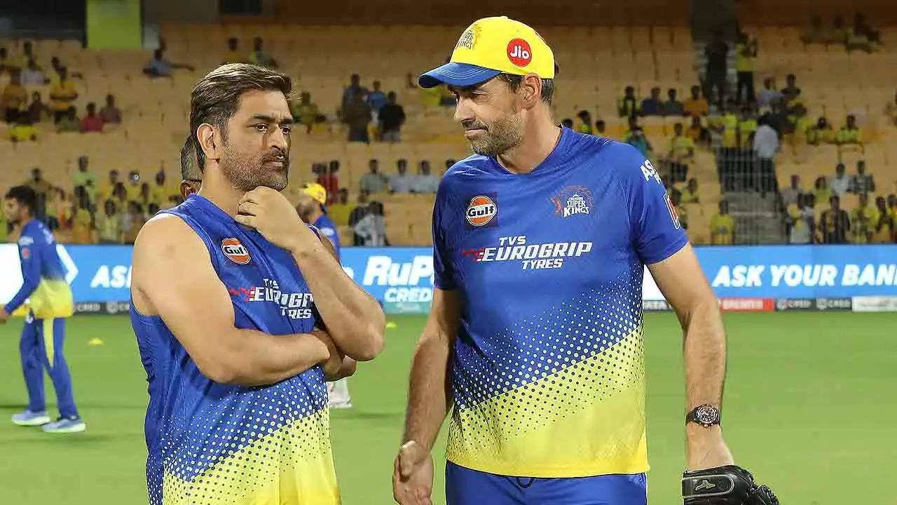 IPL 2025: CSK Head Coach Stephen Fleming Explains Why MS Dhoni Bats Down the Order