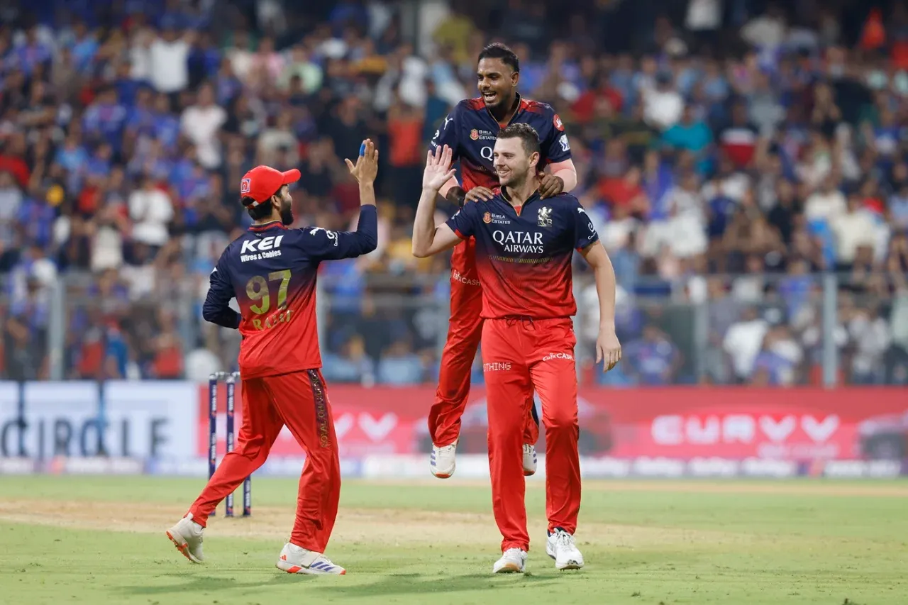 IPL 2025 Match 24 RCB vs DC Highlights: DC on backfoot as RCB pacers make power play count